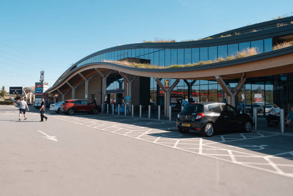 Leeds Skelton Lake Services – M1 J45 - Motorway Service Area