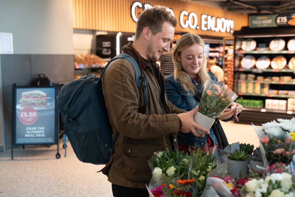 Leeds Skelton Lake Services – M1 J45 - Motorway Service Area